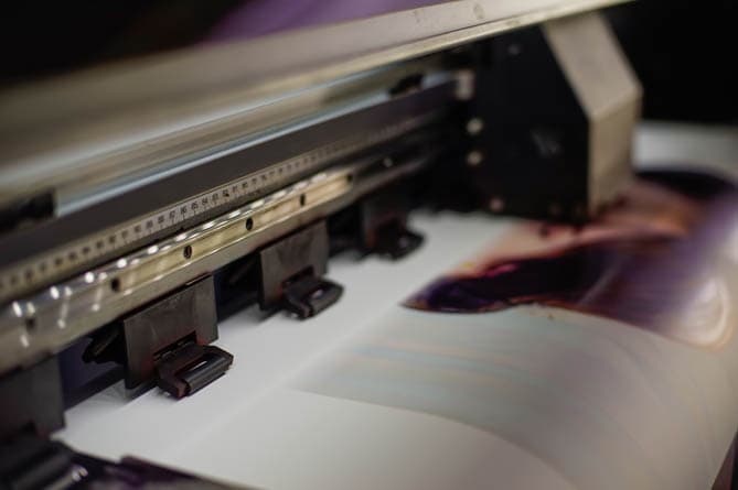 DTG Verses DTF, A Tale of Two Printing Techniques - DTF Transfers Australia